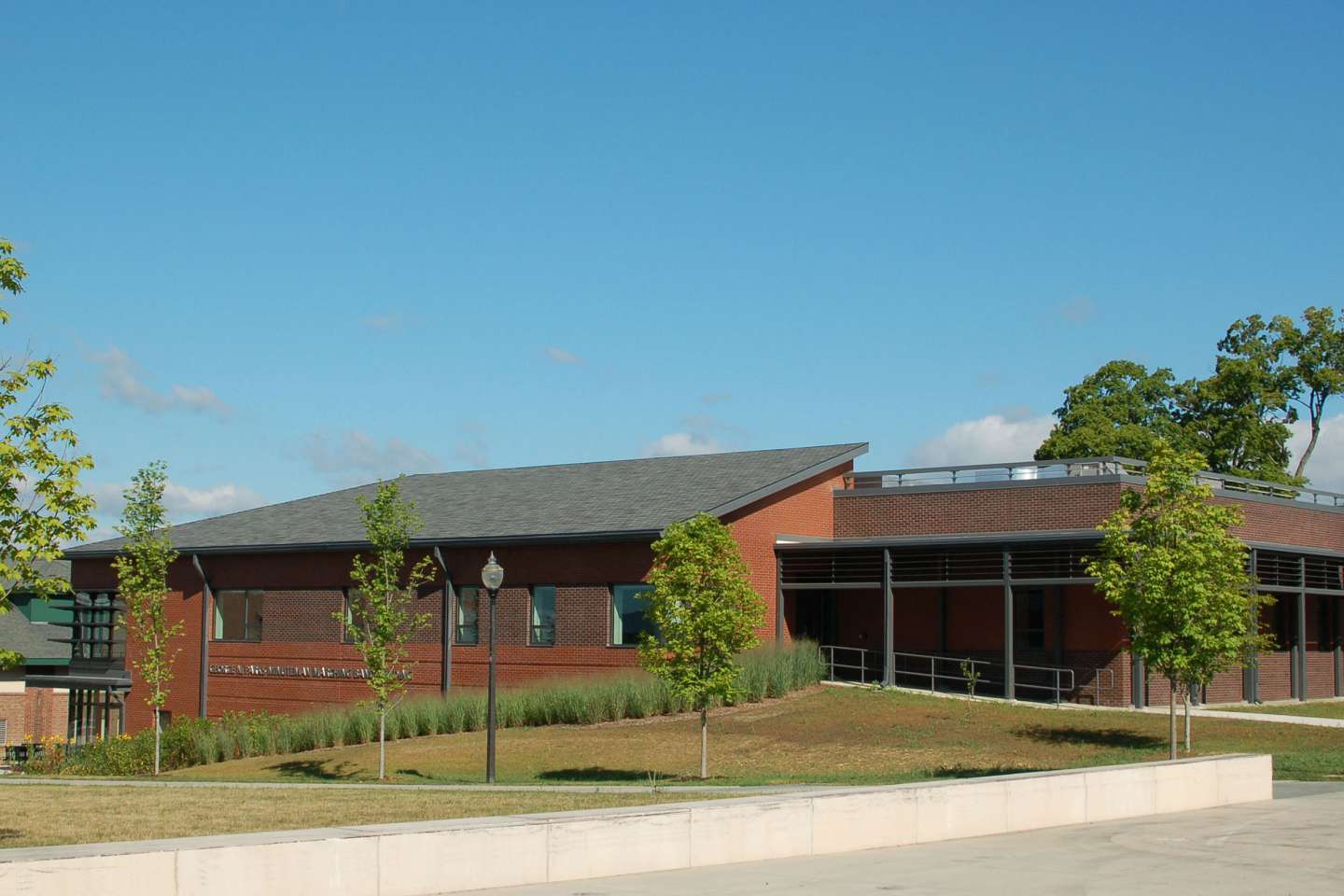 UMass Amherst - Minuteman Marching Band Building - Kuhn Riddle Architects