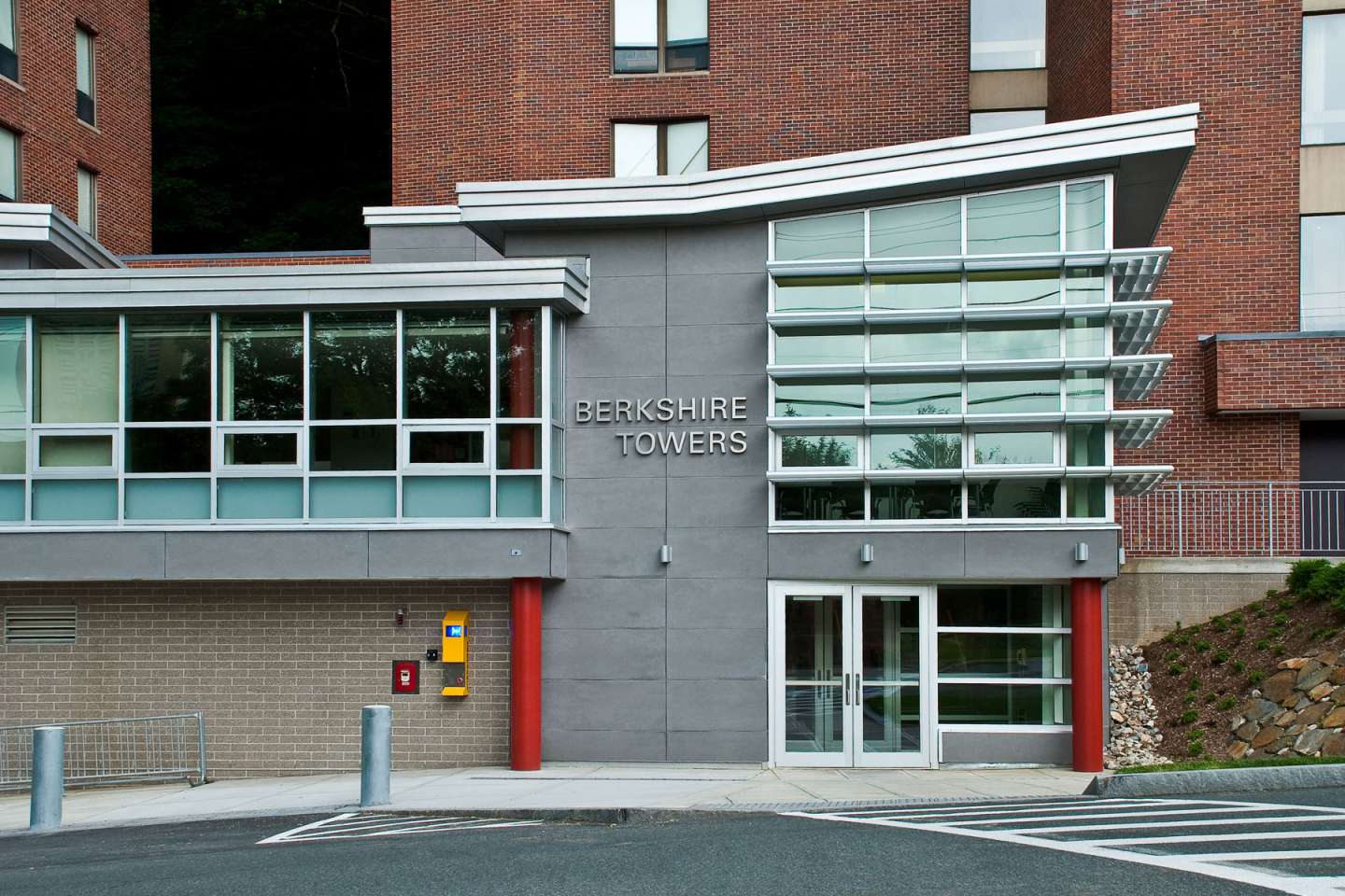 MCLA - Berkshire Towers - Kuhn Riddle Architects